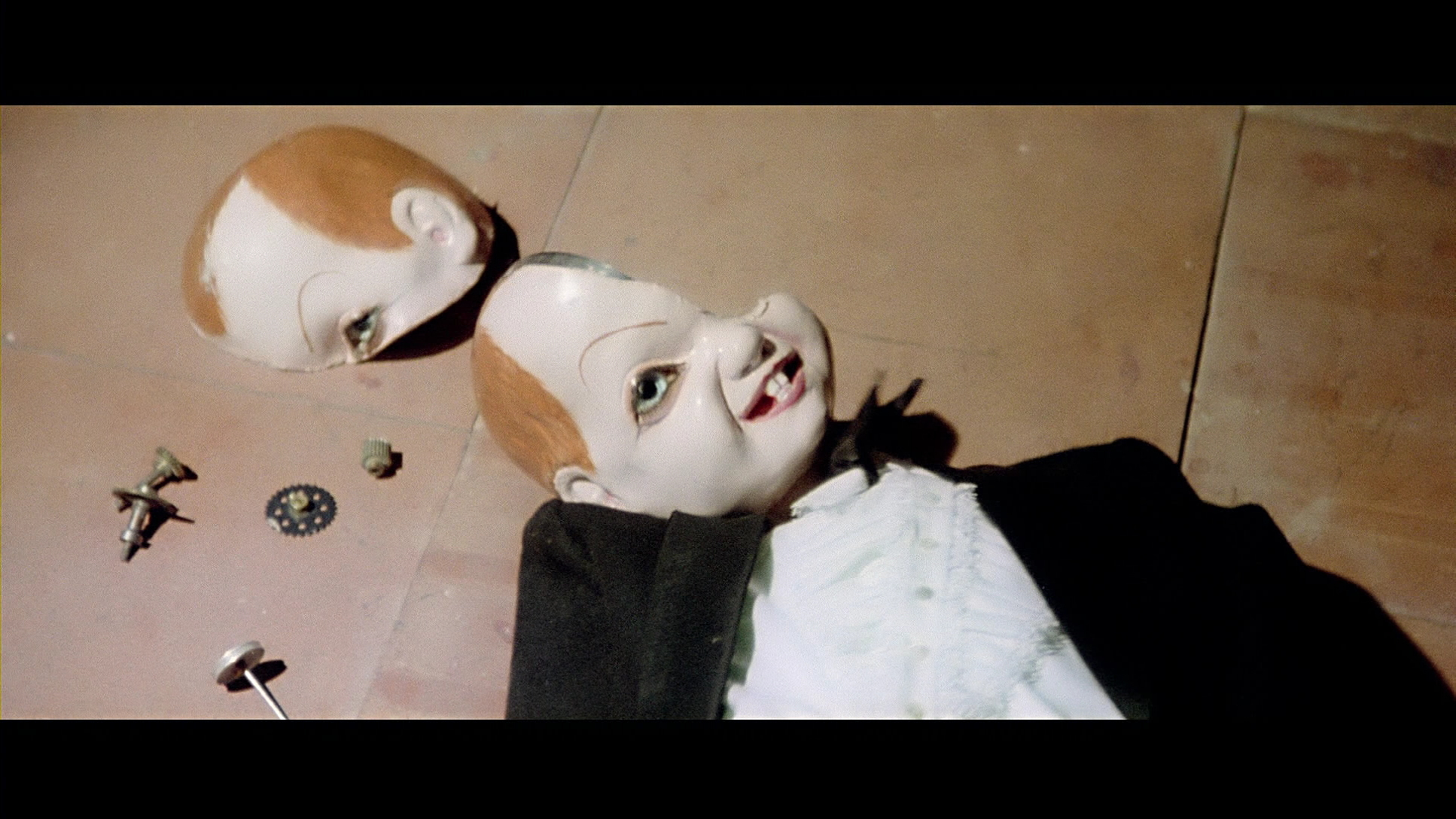 Blue Underground unleashes Deep Red on BD - May 17, 2011 - Page 8 - Blu ...